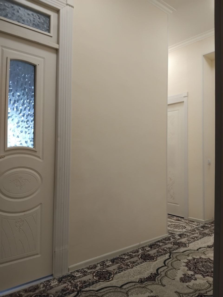 SROCHNA 2 xona kvartira sotiladi