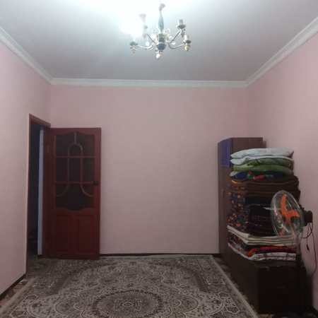 Qoraqamich 2/1 2/1/4 balkon 2/6 srochno sotiladi joyi zor