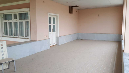 Продаётся  просторный и комфортабельный Участок в кибрайском районе