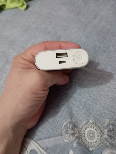 Продам Power Bank MI 9510/10000 mAh 34.23/36 Wh.