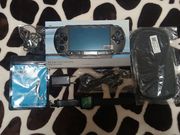 Assalom alekum Psp sotiladi Street 64gb 200+Dan oshiq uyinlari bor