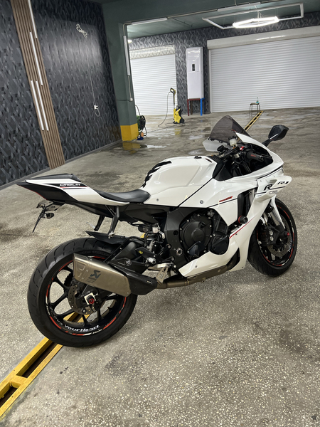yamaha R1 2020 yil
