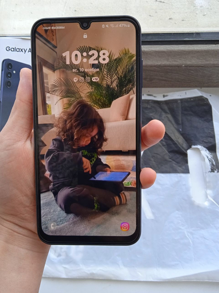 Telefon sotiladi