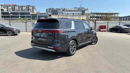 Продается Kia Carnival