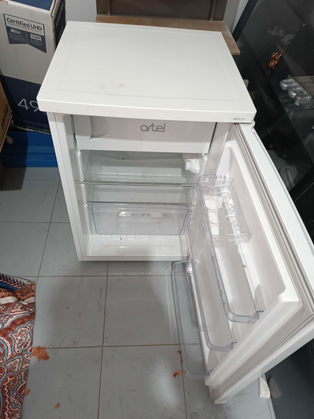 Холодильник  новый
