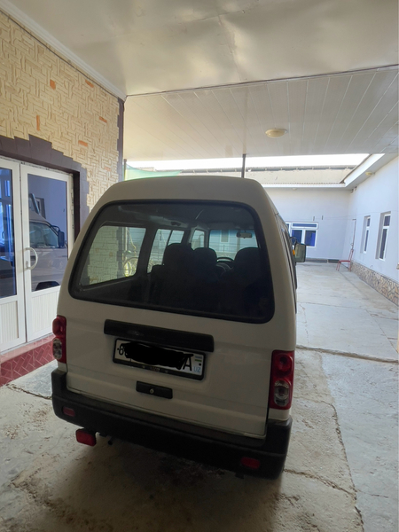 Chevrolet Damas 2