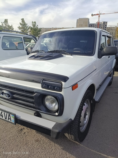 Niva 4x4 5 eshikli