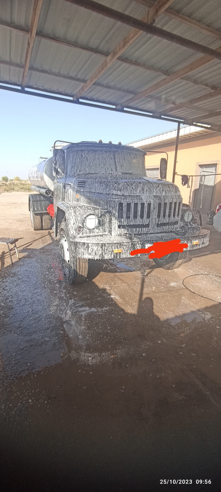 Moshina yangi holatda
