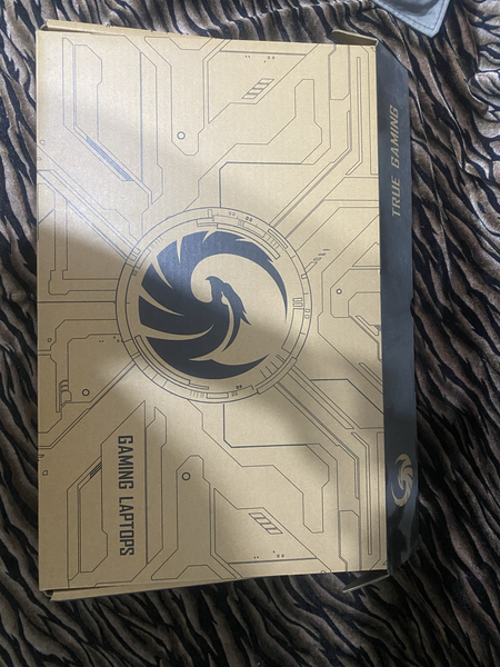 Продаю игровой ноут бук MSI 2024 года