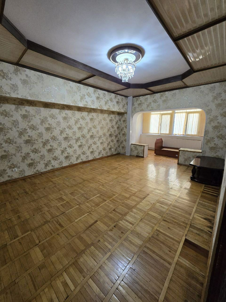 Яккасарайский р-н Шота Руставели 3/3/9 Монолит 85кв.м,всё раздельно