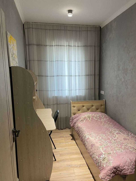 Срочно продажа 3х-комнатная квартира  (МНМ)