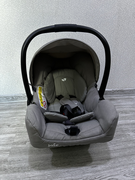 Продам автолюльку Joie Gemm