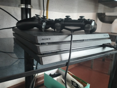 PlayStation 4 Pro 1 TB