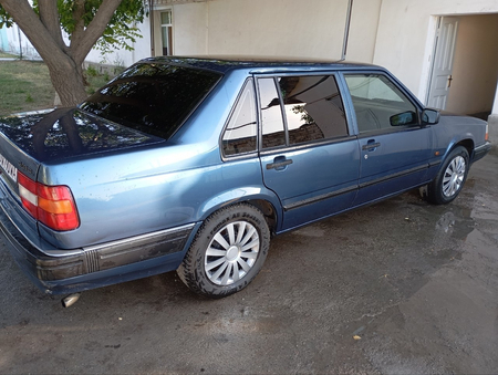 Volvo sotiladi full pazitsa