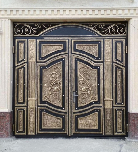 Qalin temir darvoza