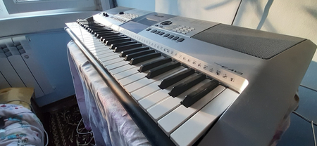 Elektron pianino / Электронный пианино