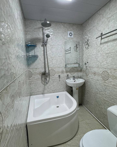 Продается квартира на 3 этаже площадью 50 кв.м. В Вокзале ор. Феникс
