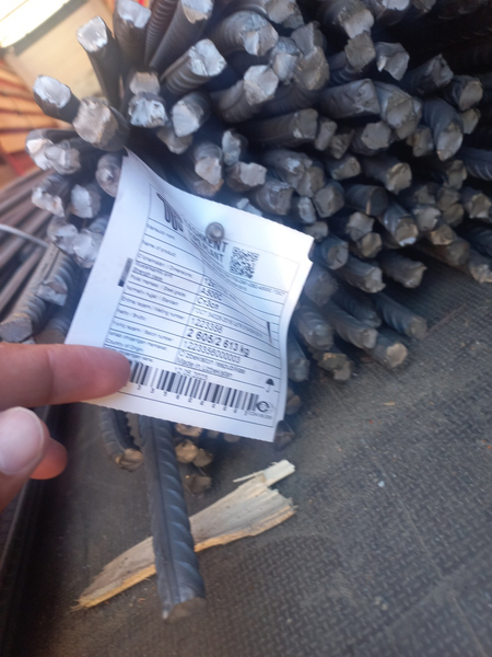 Optom metall armatura