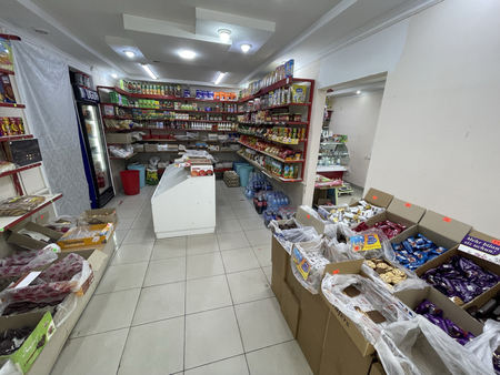 продам нежилой магазин очень людном месте
