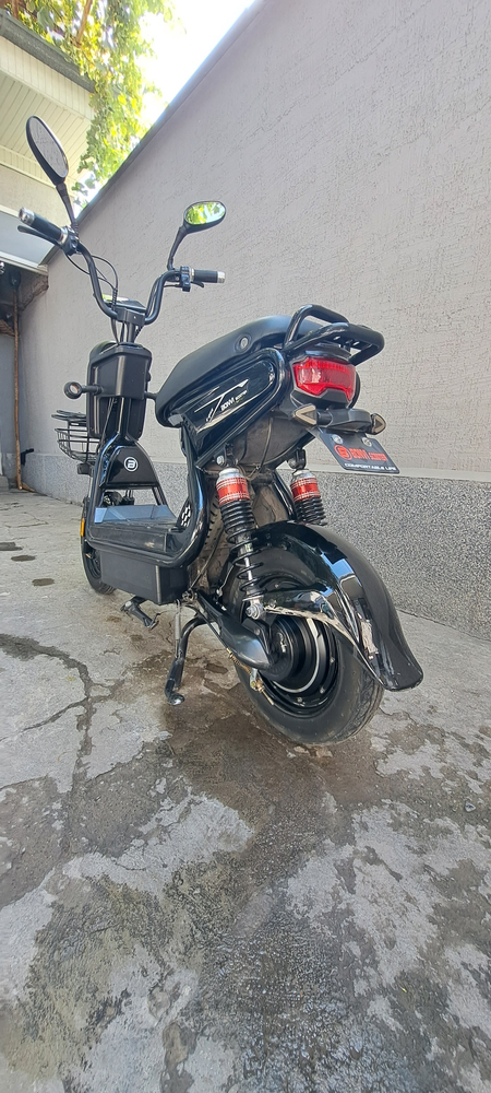 Skuter tesla 500 w