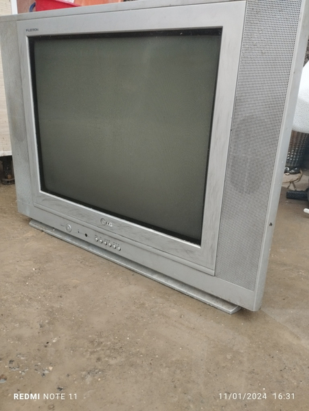 Televizor LG yahshi