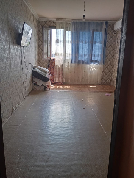 Uy sotiladi 6 xona. Продается квартира 6 комната