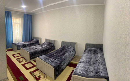 Чарвак, продаётся дача 5 соток, 4 комнаты.
