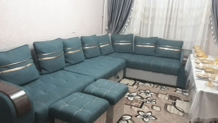 Мехмонхонага мулжалланган янги уголок сотилади