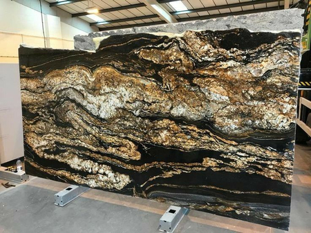 Granit,Mramor,Traverin,Onyx keng Asartement birinchi qo'l