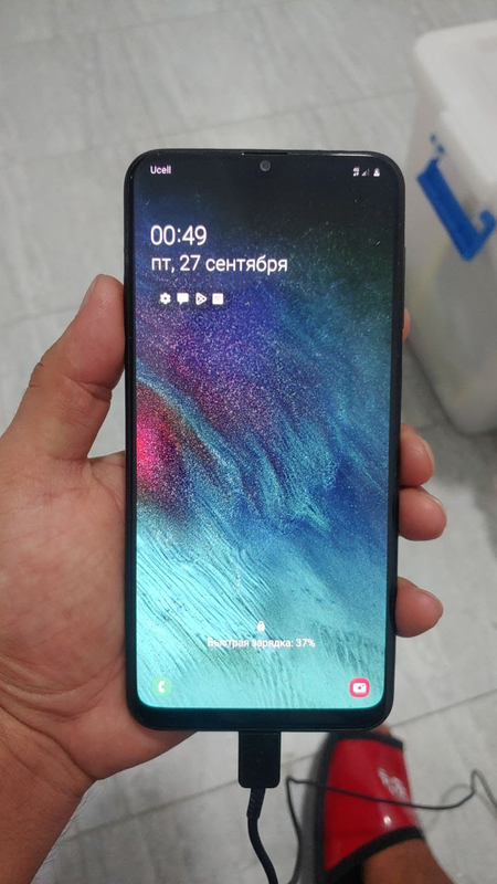 Samsung A20 xolati yaxshi