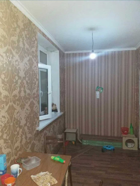 谷 130616 谷 Sergeli 2 mavzeda kvartira sotiladi 4/4/4 92 м²