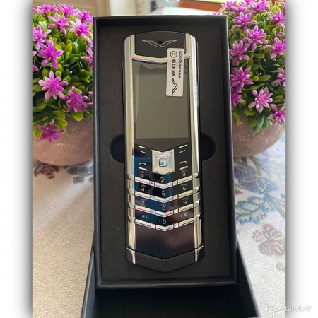 Абсалютно новые телефоны VERTU SIGNATURE