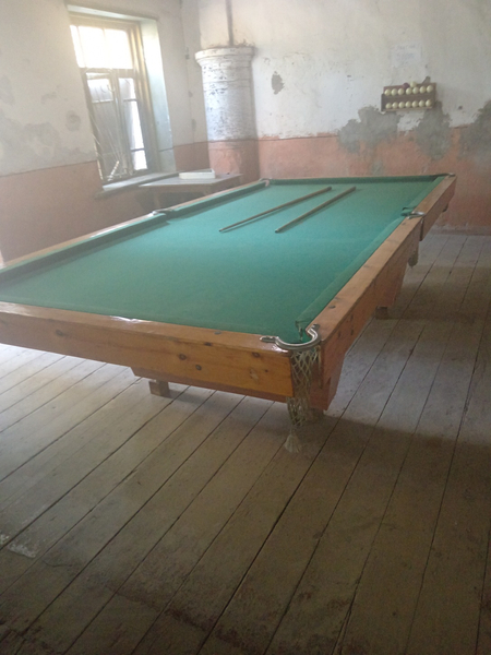Billiard Stol sotiladi