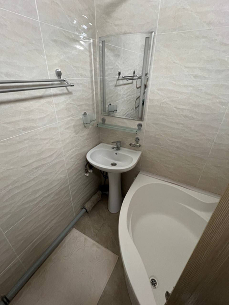 Срочно сдаётся 7 этажка Роща 3х