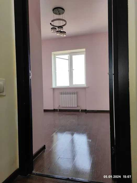 Продается 3х комнатная квартира,Район Янги Хаёт,5 а,От Шошу