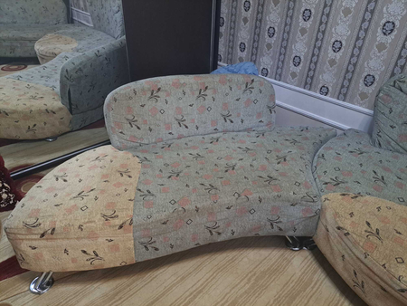 3 дивана в комплекте, становится 2х спальная кровать