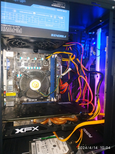 Zttech RGB i5 2400/rx480 4gb/ssd 256gb/hdd 500gb/8gb/550w