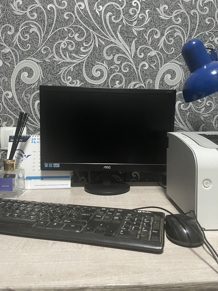 Ofis uchun kompyuter komplekti yaxshi holatda