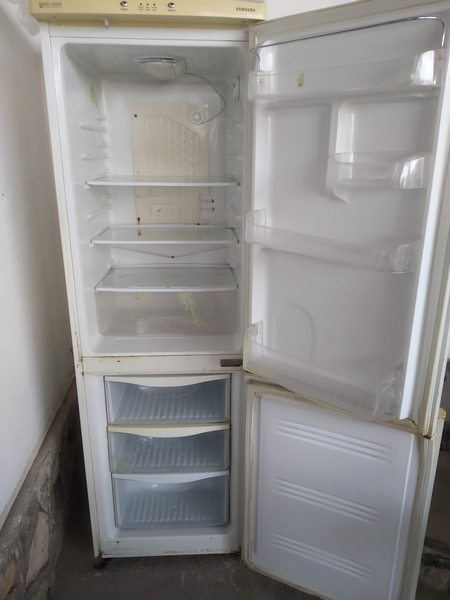 Продается холодильник