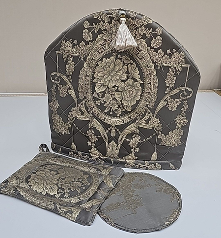 Скатерти, салфетки, на чайник, подтарельницы