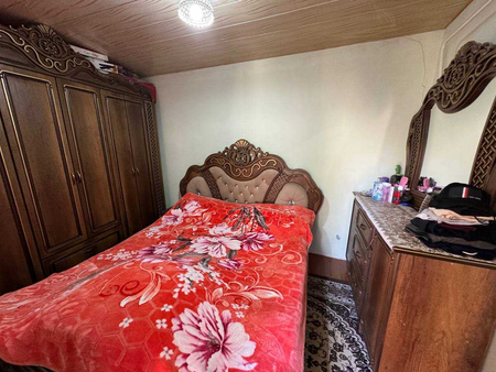 1 sotixli tayyor hovli sotiladi.
