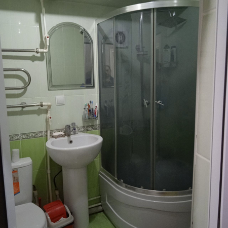 Срочно продаётся квартира Юнусобод4 3/2/4 70м2