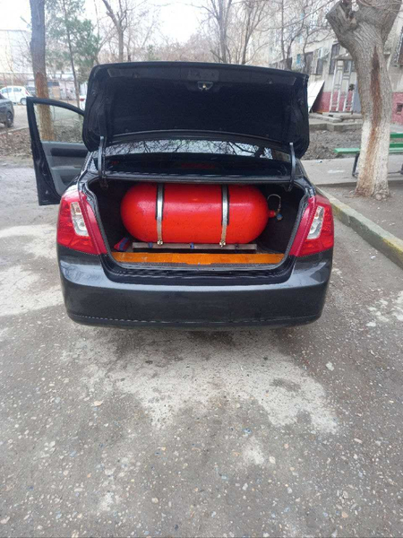 Lacetti 1.8L Автомобиль 2012год идеал холатда