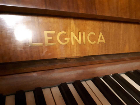 Пианино LEGNICA (Польша)