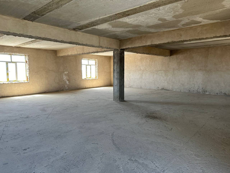 Продаётся 4х этажном здание с подвалом  1500м². Турон гостиная,.