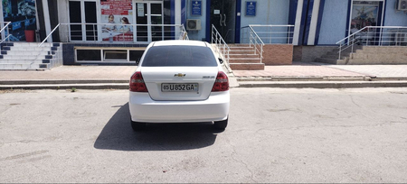 Nexia 3 ravon sotiladi