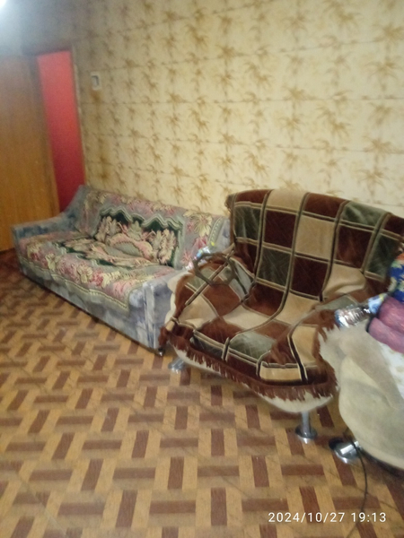 Аренда 4/3/4.ком.Меробод.Рисиывй..