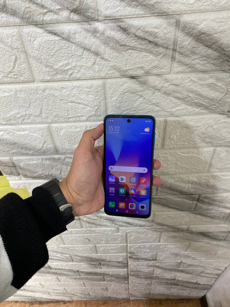 Redmi note 9pro srochni sotiladi