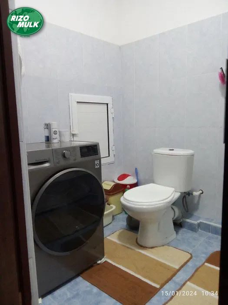 Срочно продается 1в2 комнаты квартира возле ТЦ Самарканд Дарвоза. SA04