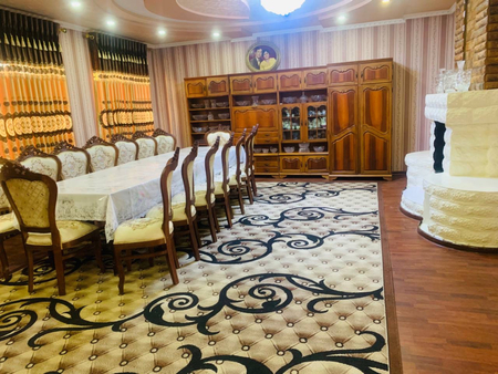 Икки каватли УЙ сотилади